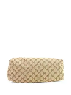 Gucci Gg Canvas Medium Messenger Bag