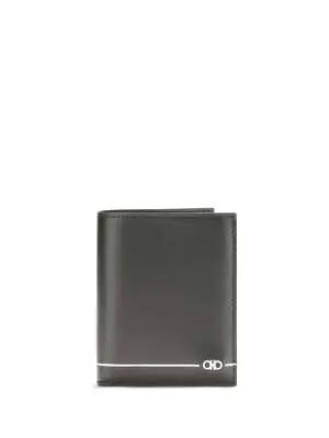 FERRAGAMO Gancini Bifold Wallet - Black