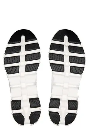 On Cloud X 5 Training Shoe