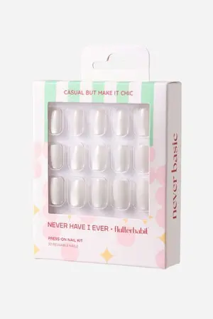 NEVER HAVE I EVER Casual But Make It Chic Square Press On Nails - White