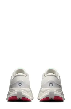 On X Training Shoe - Ivory/ice
