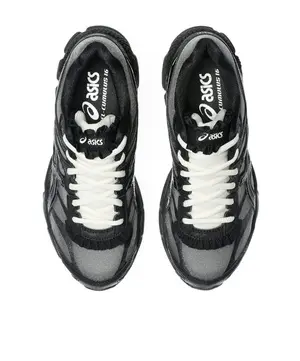 Asics Gel-cumulus 16 Lace-up Sneakers - Black/black