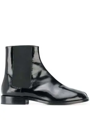 MAISON MARGIELA Tabi Toe Ankle Boots - Black