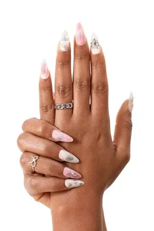 NEVER HAVE I EVER Hearts Of Pearls Almond Press-on Nails