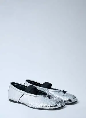 MAISON MARGIELA Tabi Ballet Flats In Grained Leather - Silver