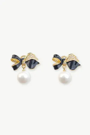 CLASSICHARMS Butterfly Pearl Drop Earrings