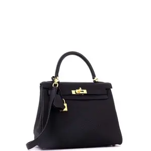 Hermès Kelly Handbag Togo With Gold Hardware 25