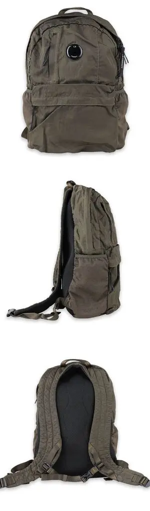 C.P. COMPANY B Lens Backpack
