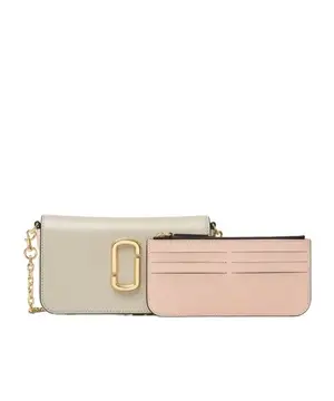 Marc Jacobs The Snapshot Wallet On Chain
