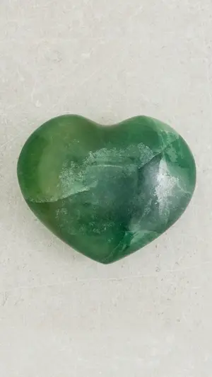 Jia Jia Medium Heart