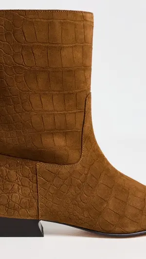 FAVORITE DAUGHTER Addison Booties