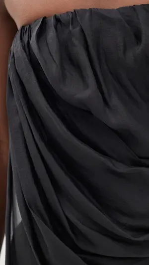 THE GARMENT Gilian Bustier