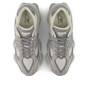 NEW BALANCE 9060 Sneakers - Angora Reflection
