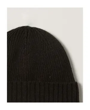 Barbour Logo Patch Ribbed Beanie