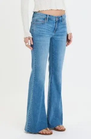DAZE Low-rise Bootcut Jeans - First Crush