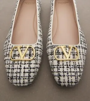 Valentino Garavani Vlogo Bouclé Ballet Flats