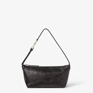 Fendi Small Vanity Pouch In Calfskin - Black