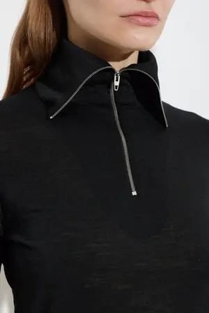 JIL SANDER Top With A Stand-up Collar