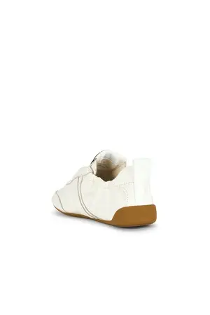 Chloé Kick Sneaker - Eggshell