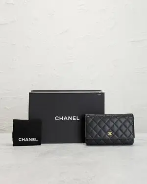 FWRD RENEW Chanel Caviar Classic Wallet On Chain Good Condition - Black