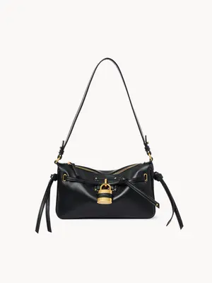 Chloé -