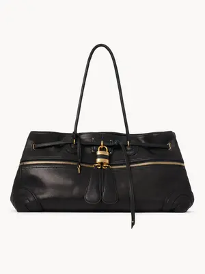 Chloé -
