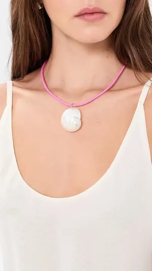 LOGAN TAY Cord Shell Pendant Necklace