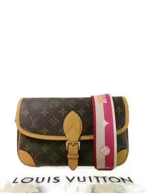 LOUIS VUITTON Diane Monogram Shoulder Bag - Brown