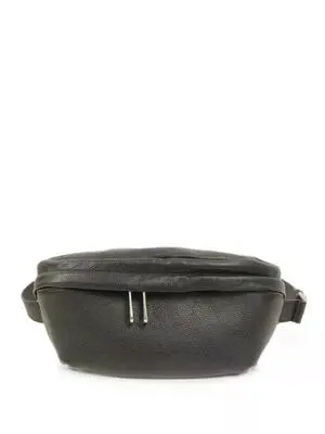 Gucci Gg Logo Leather Belt Bag - Black