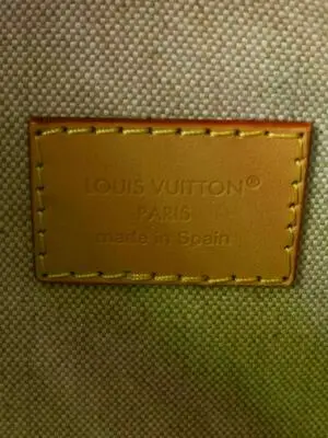LOUIS VUITTON Keepall Bandoulière 25 Tote Bag - Yellow