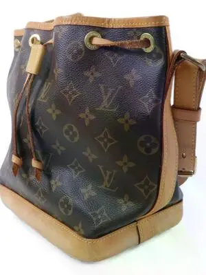 LOUIS VUITTON Bb Noe Shoulder Bag