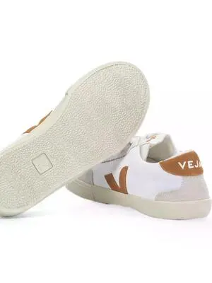 VEJA Suede-panelled Logo-patch Low-top Sneakers - White