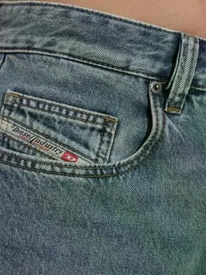 DIESEL® 2001 D-macro Jeans