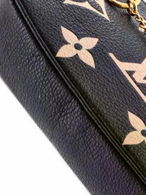 LOUIS VUITTON Pochette Accessoires Bag - Black