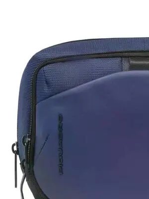 PIQUADRO Logo-embossed Toiletry Bag
