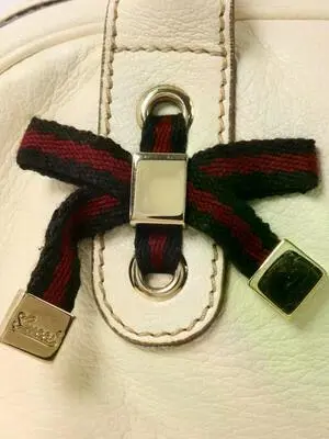 Gucci White Leather Bow Detail Shoulder Bag
