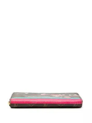LOUIS VUITTON 2015 Monogram Evasion Illustre Zippy Wallet Long Wallets