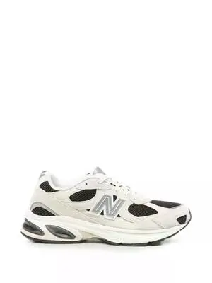 NEW BALANCE Logo-patch Panelled Sneakers - Neutrals