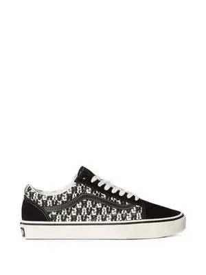 VANS Vans Old Skool Low Top Sneakers With Sidestripe Black