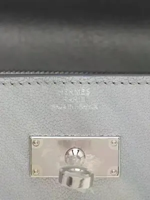 Hermès Kelly To Go Wallet Crossbody Bag - Silver
