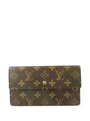 LOUIS VUITTON Monogram International Wallet - Brown