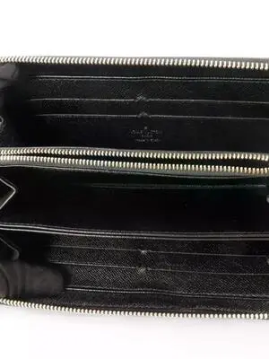 LOUIS VUITTON Zippy Wallet