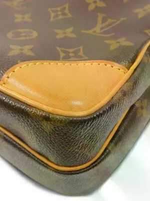 LOUIS VUITTON Monogram Canvas Crossbody Bag