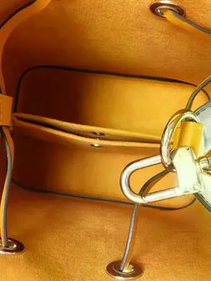 LOUIS VUITTON Bb Neo Noe Epi Shoulder Bag