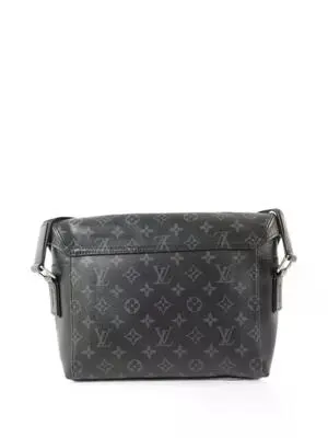 LOUIS VUITTON 2016 Pm Voyager Messenger Bag - Black