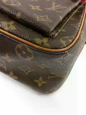 LOUIS VUITTON Monogram Shoulder Bag
