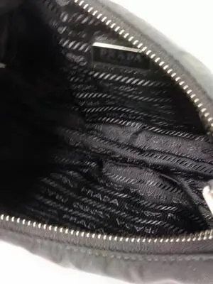 Prada Re-edition 2005 Shoulder Bag - Black