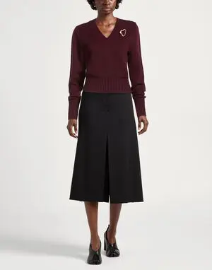 Alpha Studio Merino Wool V-neck Sweater With Brooch Detail - Red