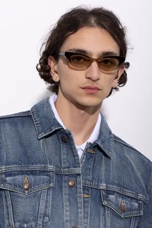 Alexander McQueen Cat Eye Sunglasses With Tortoiseshell Pattern