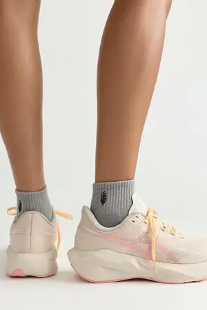 Asics Novablast 6 Athletic Sneakers - Birch/grapefruit